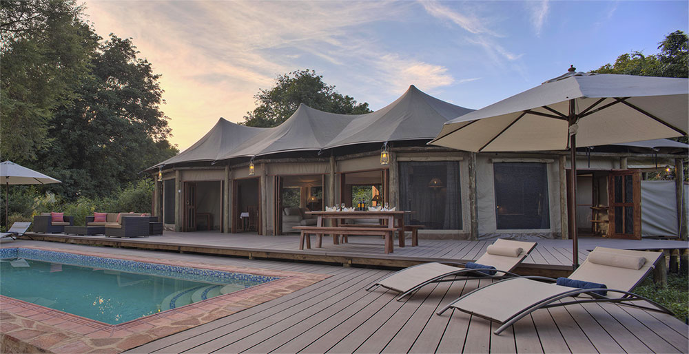 Flatdogs Camp, South Luangwa National Park